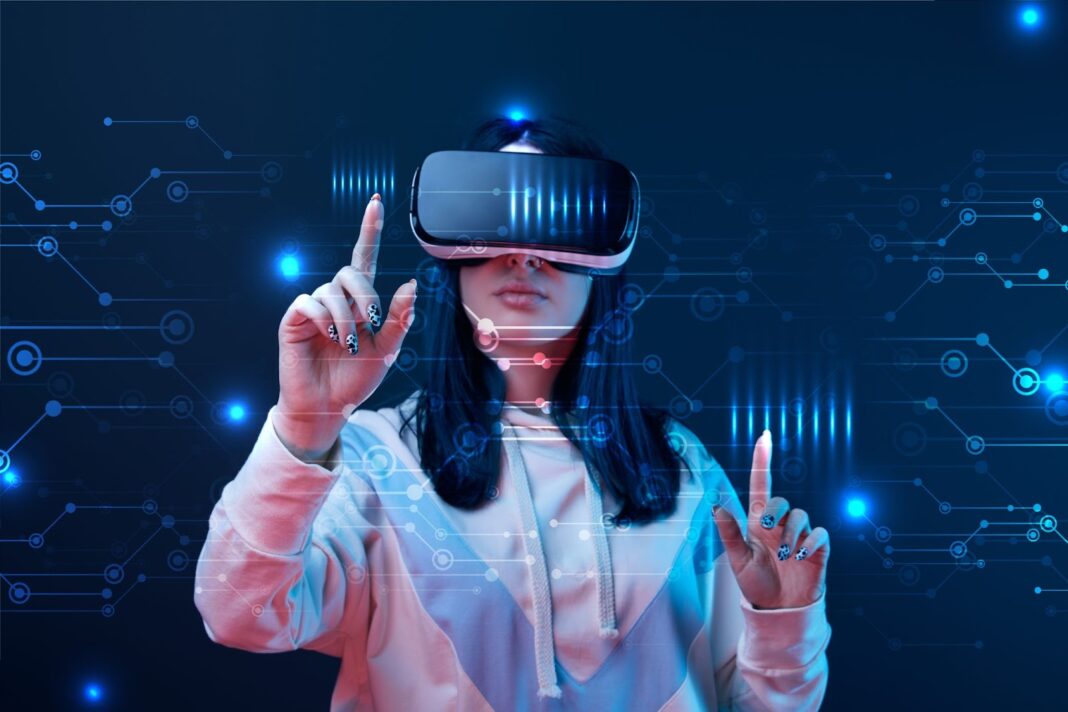 VR Technology to Reinvent Social Media Experience | DataDrivenInvestor